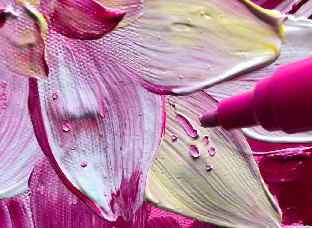 How to Paint Dazzling Dahlias in Acrylic | Katie Goodwin - SAA
