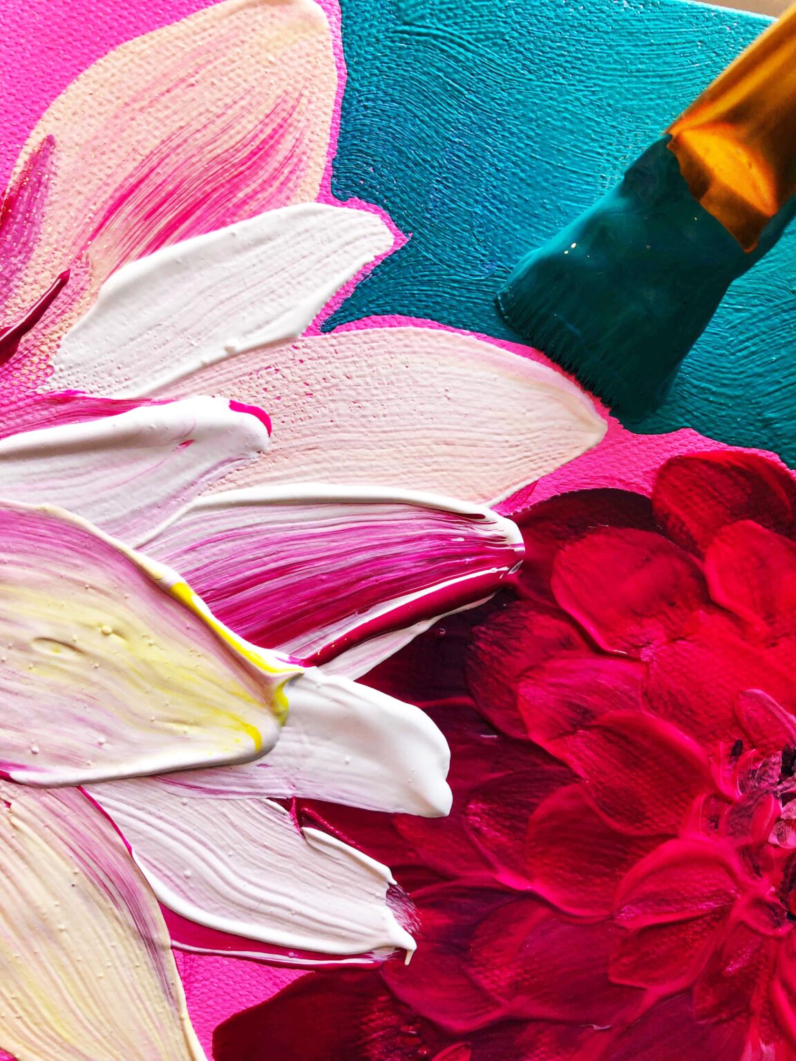 How to Paint Dazzling Dahlias in Acrylic | Katie Goodwin - SAA